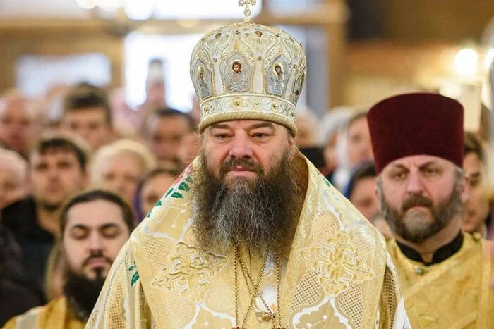 Одіозний митрополит подякував українській співачці, що похрестила ...