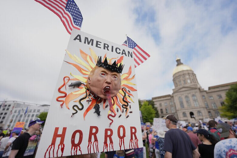 Американці вийшли на протести проти політики Трампа - Главком